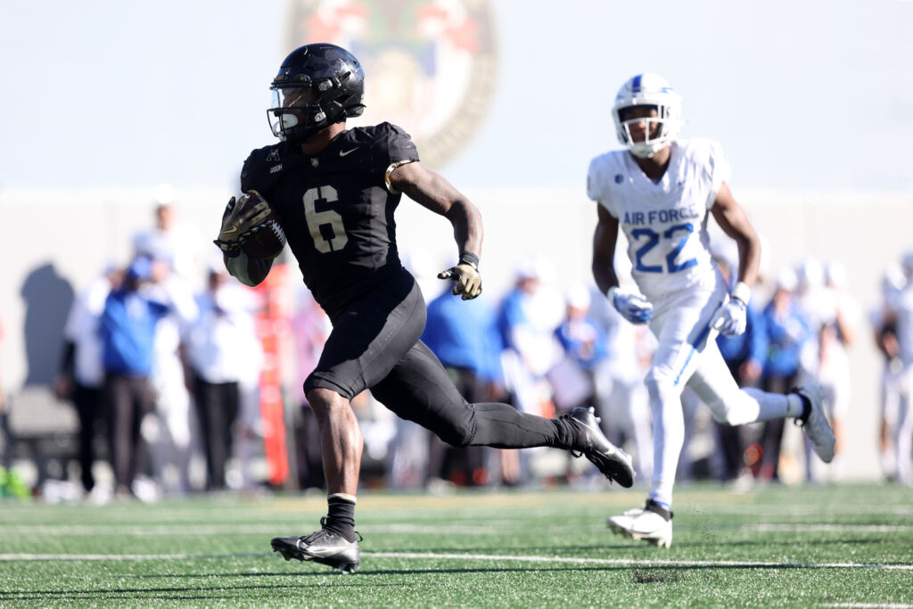 Jersey Boys Kanye Udoh and Casey Larkin Lead Army Football Over Air ...