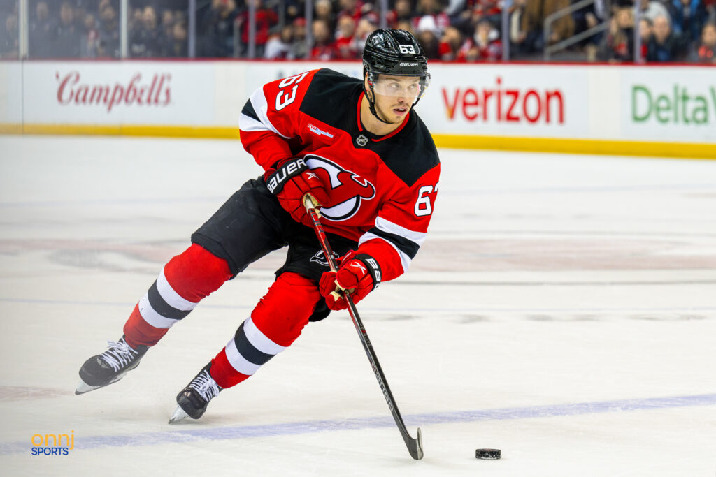 The Golden Knights Secure Win Over the New Jersey Devils - On New Jersey